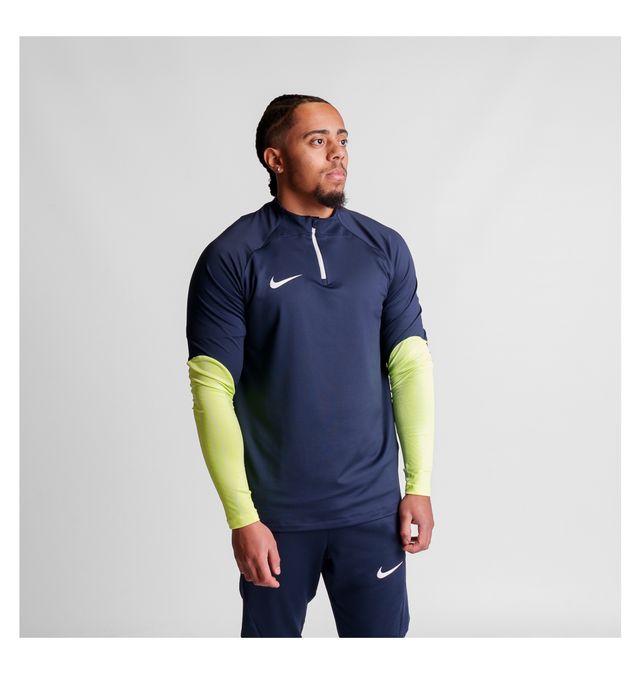 Nike Strike Range | Nike Strike Kit | Kitlocker