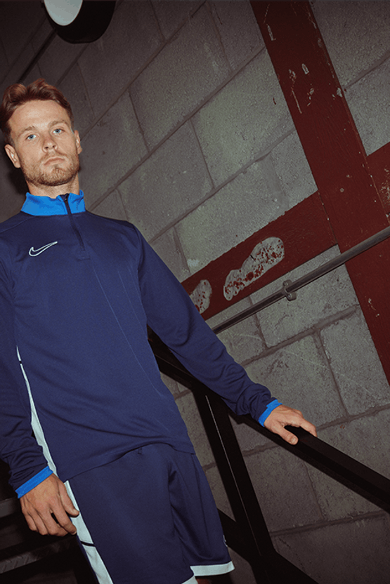 Nike Sports Clothing | Football Kits & Sportswear | Kitlocker