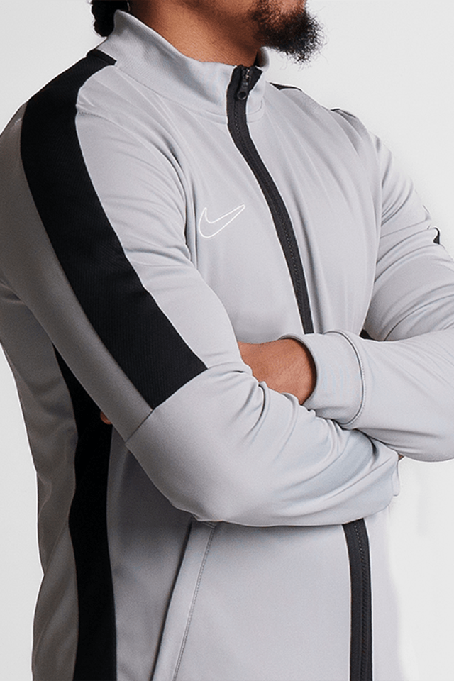 Nike Sports Clothing | Football Kits & Sportswear | Kitlocker