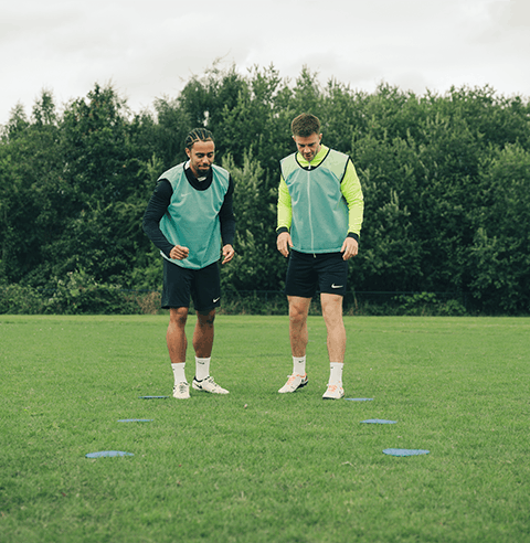 Nike Sports Clothing | Football Kits & Sportswear | Kitlocker