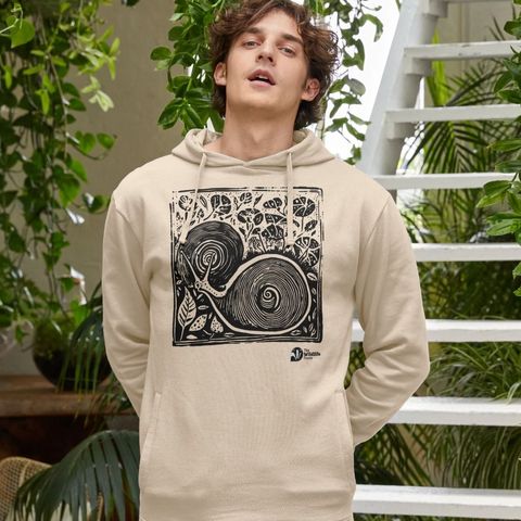 Snail T-shirt | The Wildlife Trusts Shop